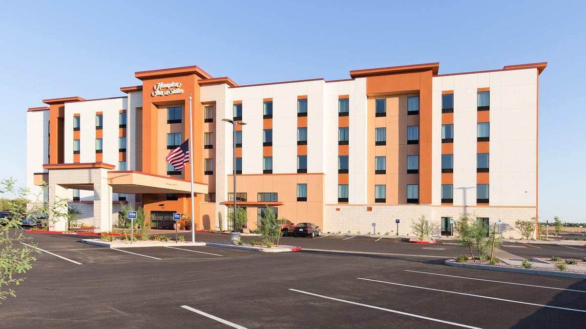 The Hampton Inn Phoenix / East Mesa - Big-D Construction